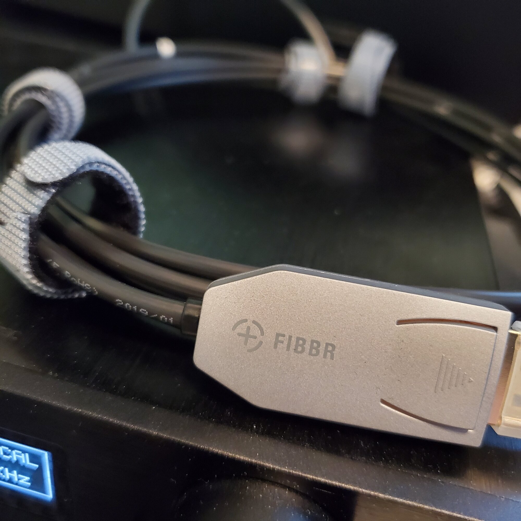 Displayport: EMI/Static "blankout" and Fiberoptic cables | [H]ard|Forum