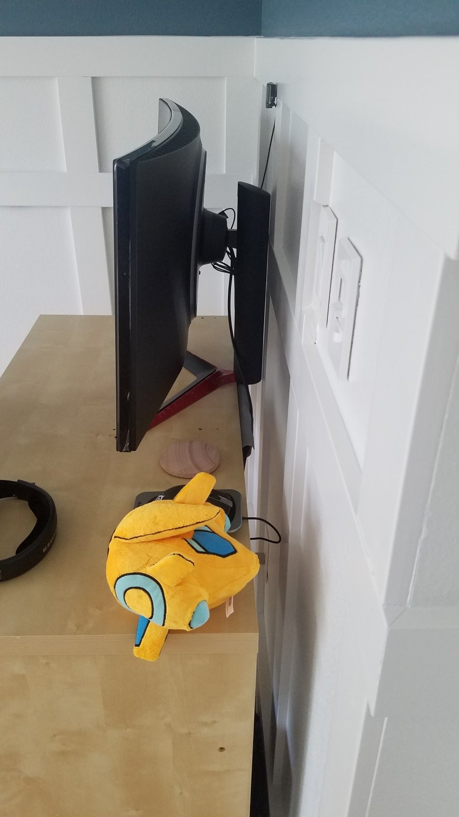 Arm mounting question LG 38GL950-B | [H]ard|Forum