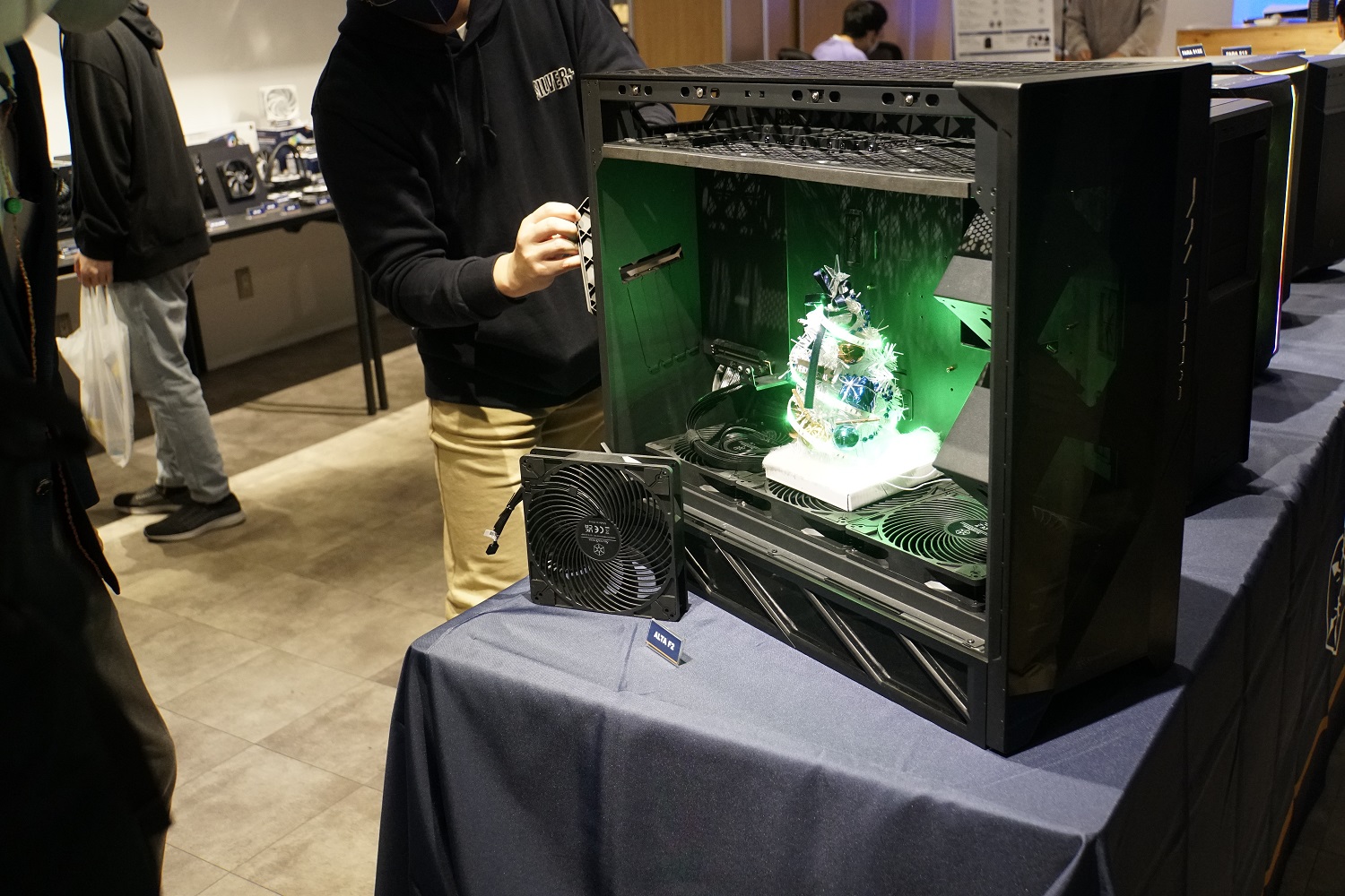 Silverstone Alta F2 - finally the return of a modern FT02 | [H]ard|Forum